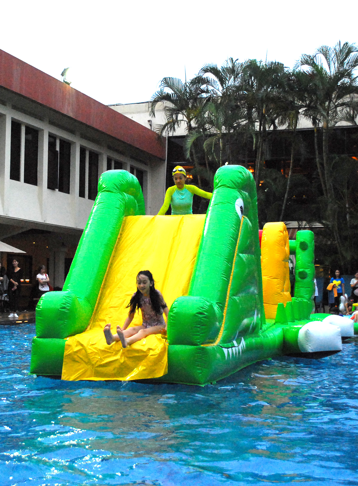 20190514 Slide and Splash | American Club Taipei